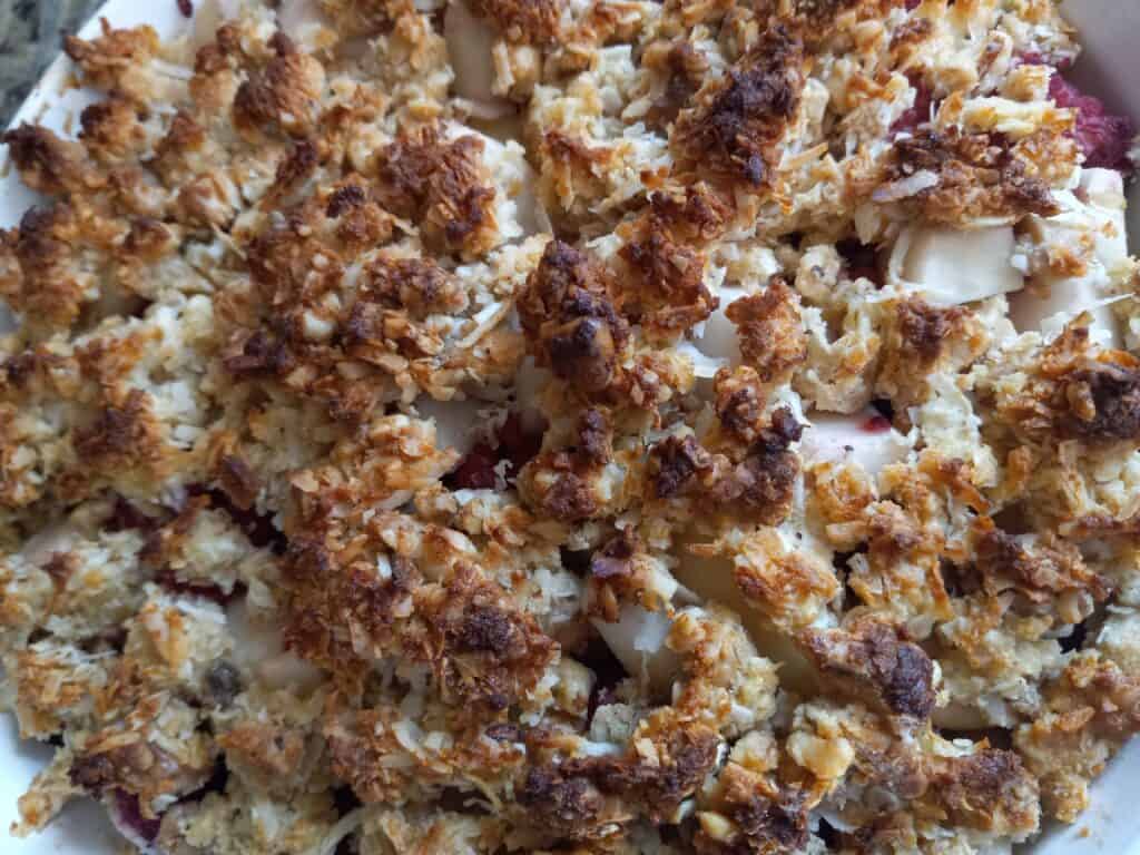 Easy Pear Raspberry Crisp - Happy Recipe Box