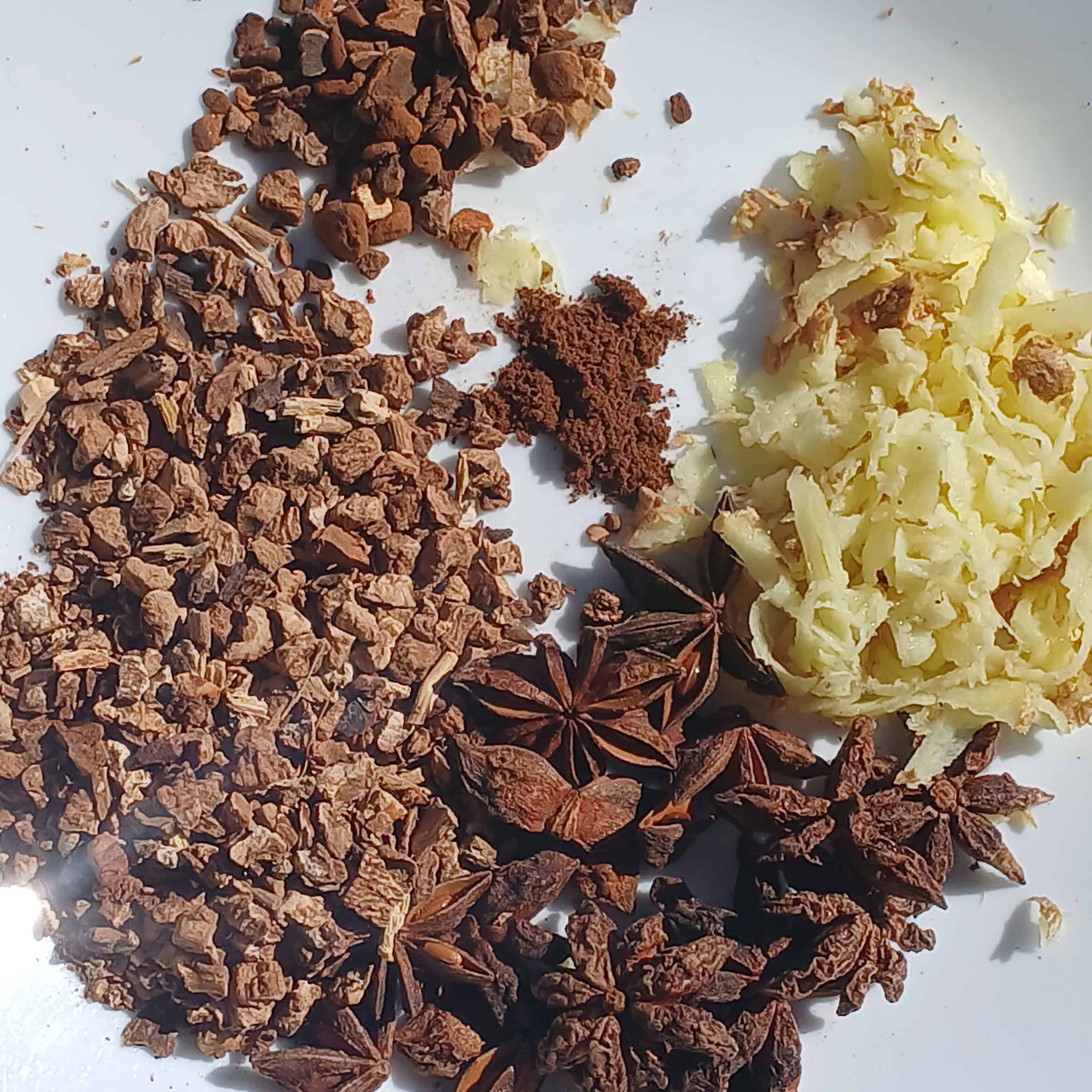Simple Root Beer- no refined sugar and GAPS Friendly - Happy Recipe Box